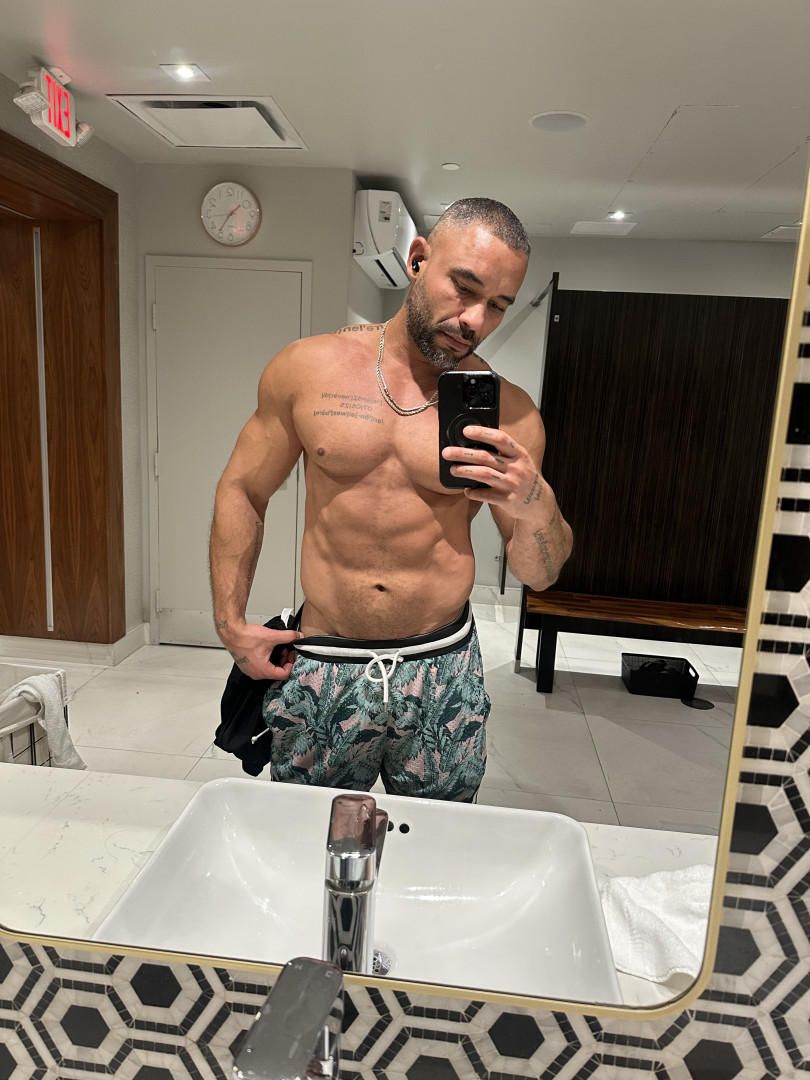 Janik Brisbane | Mr. Health & Fitness