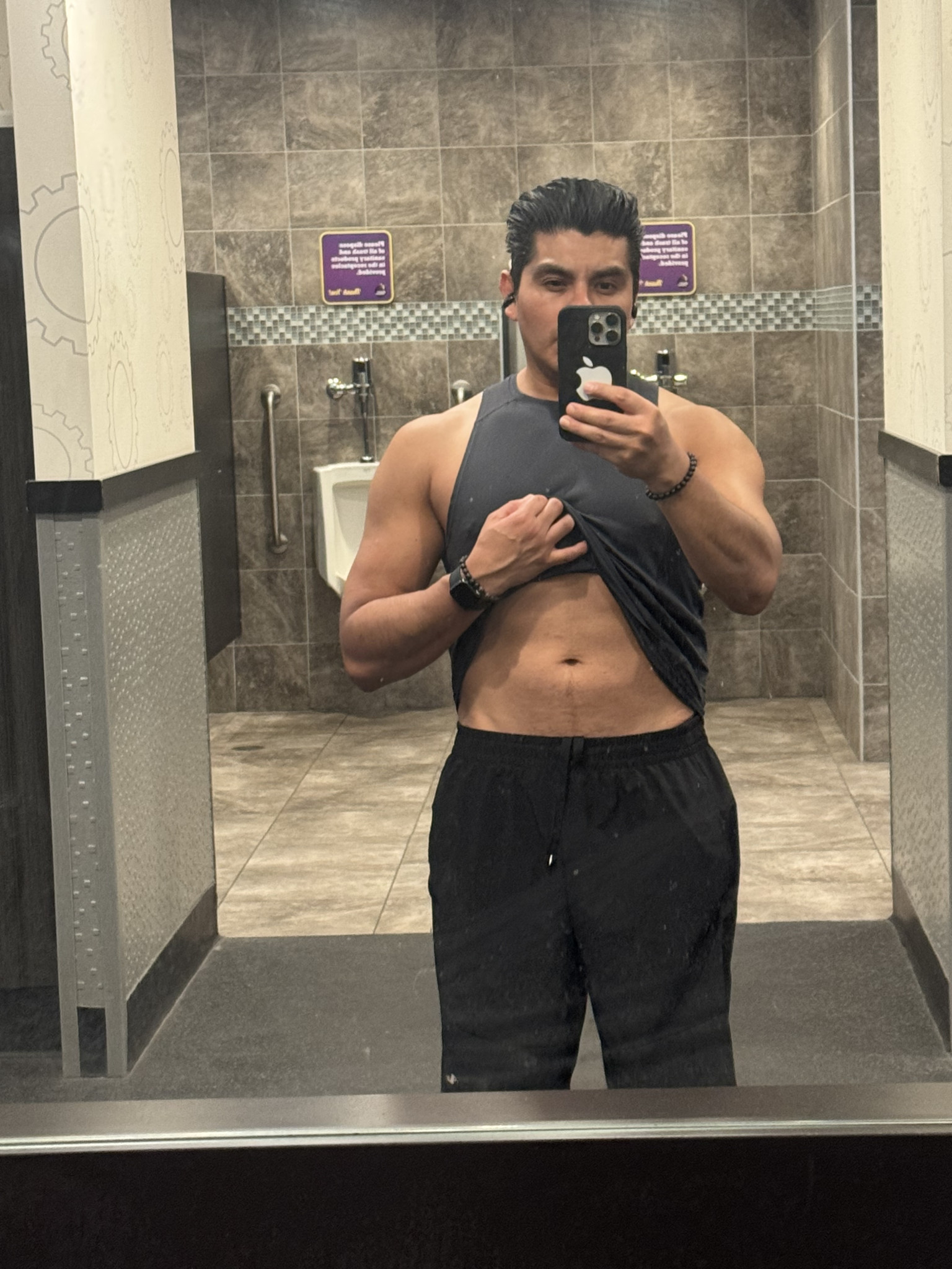 Fernando Vazquez Zarate | Mr. Health & Fitness