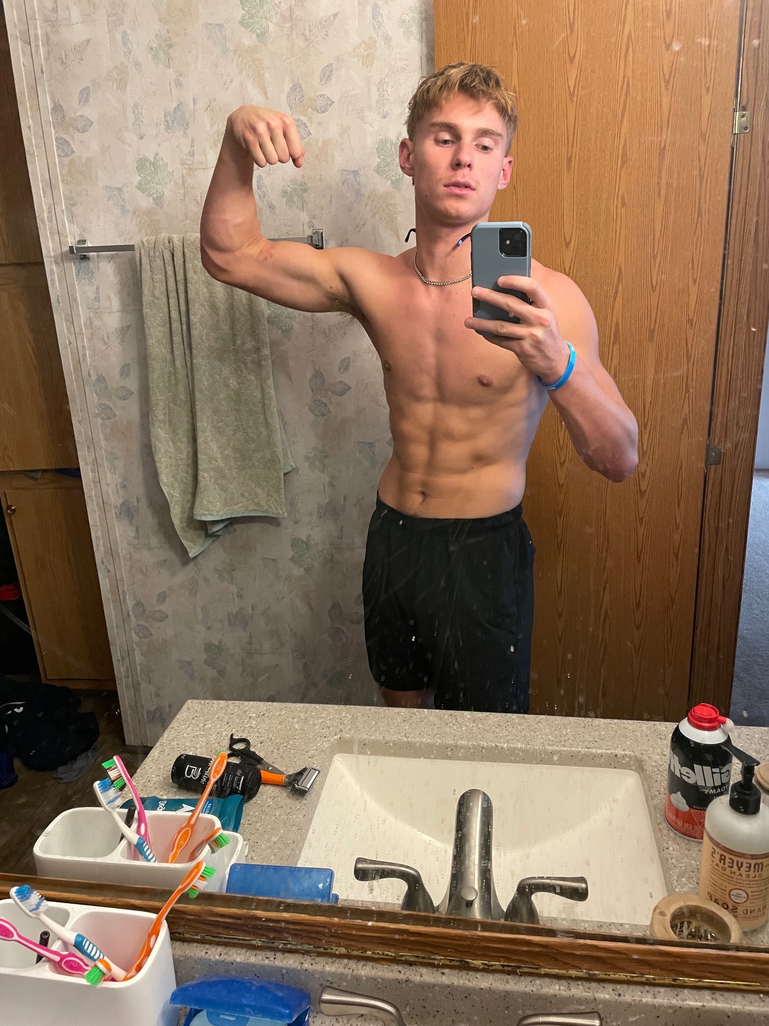 Fisher Edalgo | Mr. Health & Fitness